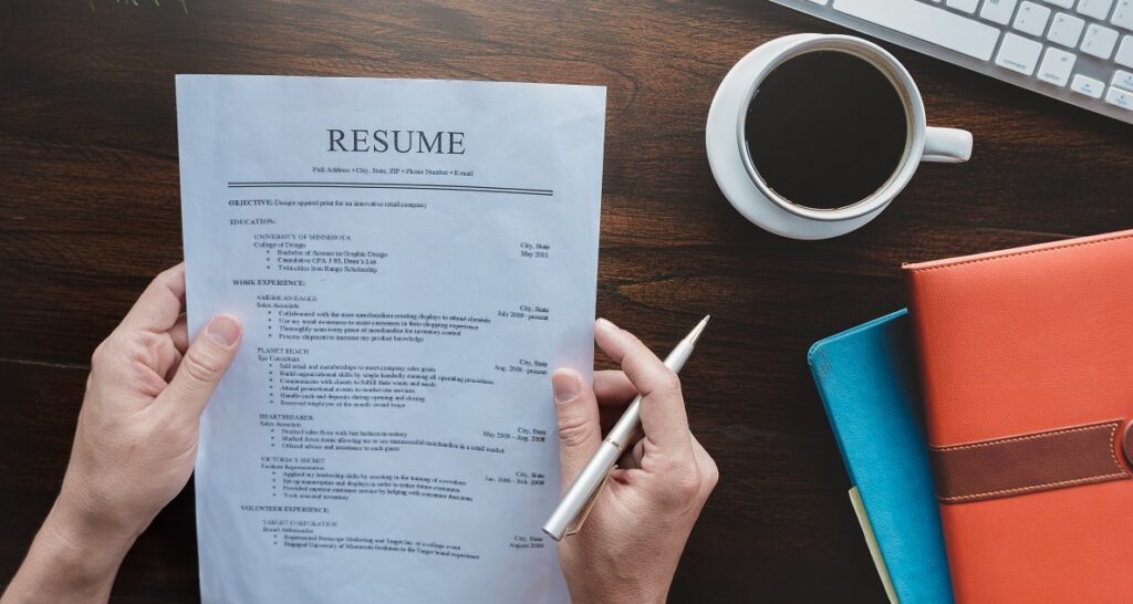 Crafting a Competitive Resume in 2025 │ConnectComm